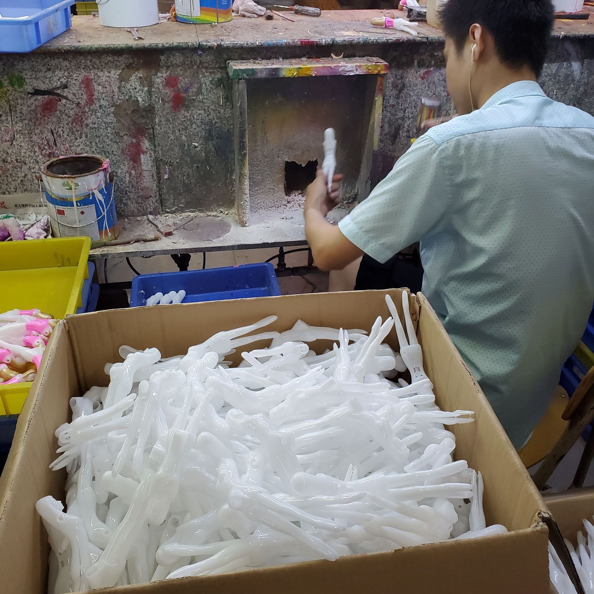 Customized toy service - Winter Snow Universe LLC，An e-commerce company ...